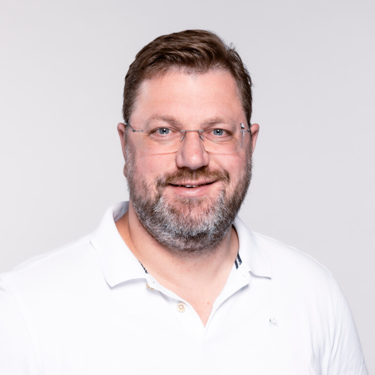 Team - About AlphaPet - Alpha.pet